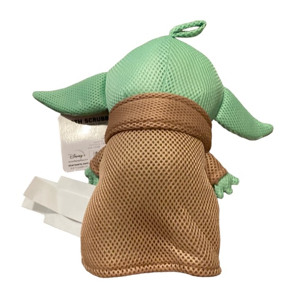 Star Wars | Bath, Skin & Hair | Mandalorian The Child Bath Scrubby ...